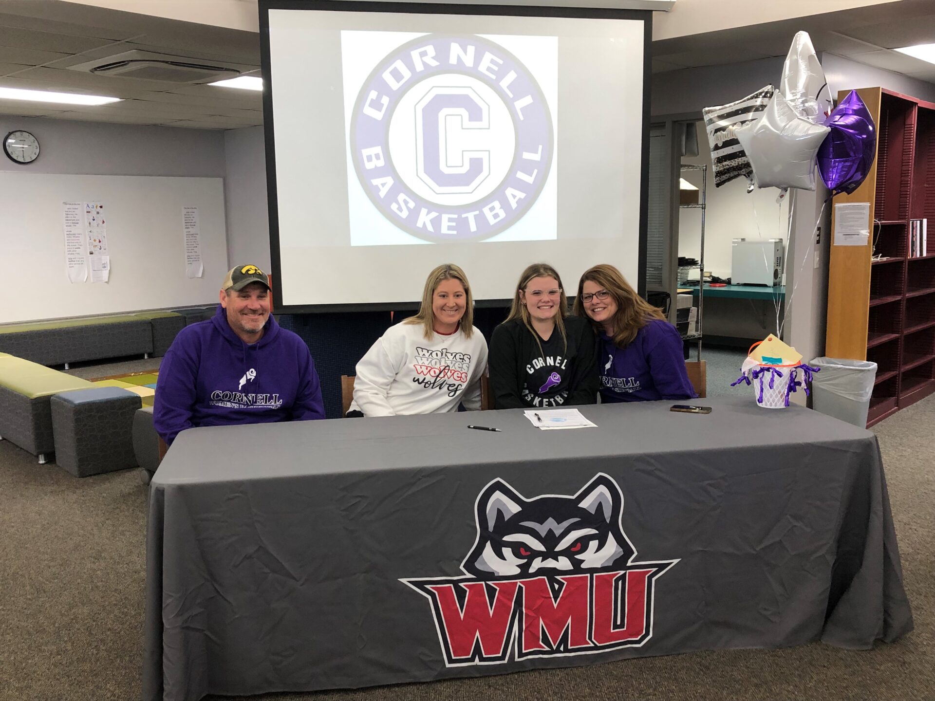 Bradie Buffington Signs With Cornell College to Play Basketball for the ...