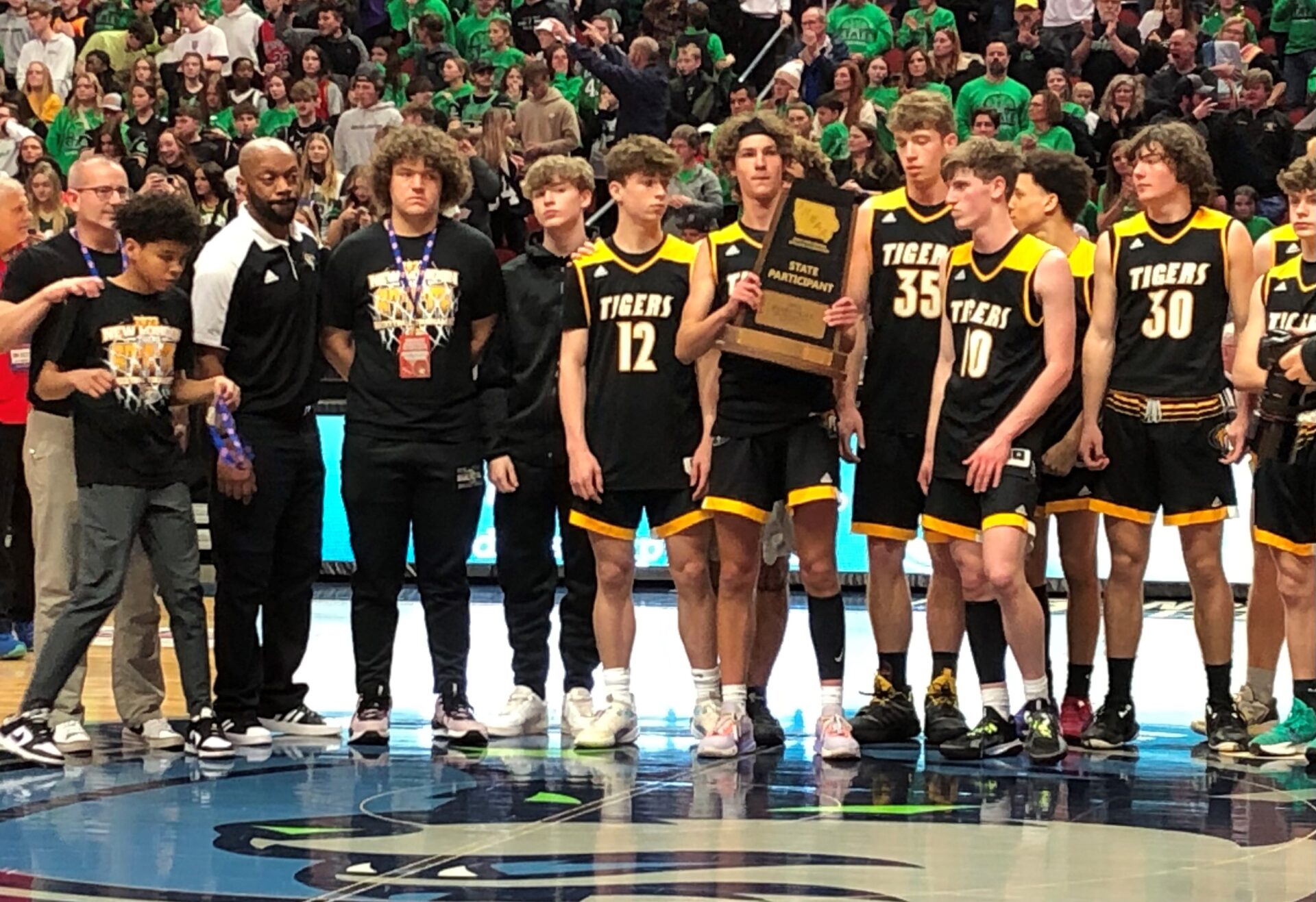 Boys’ Basketball: New London falls in State Tournament Quarterfinals ...