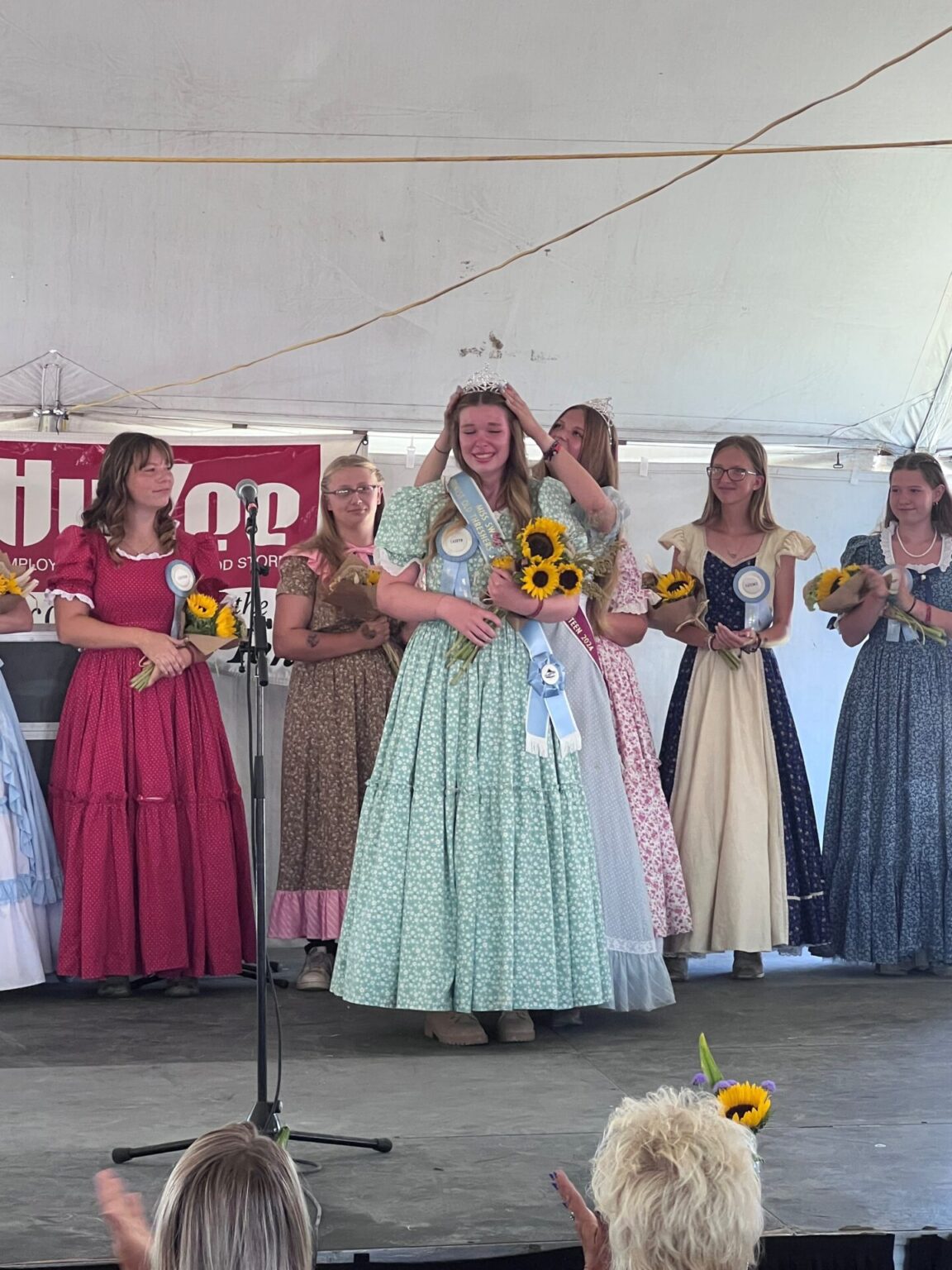 Old Threshers Crowns 2025 Miss Sweet 16 at 75th Reunion – KILJ Radio